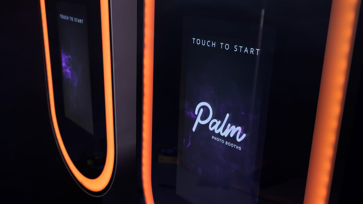 MIRROR BOOTHS – palm booths